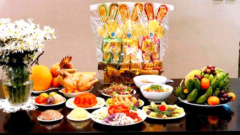 Kitchen God worshipping ceremony