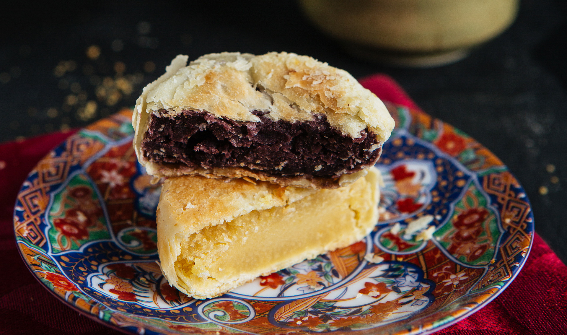 Mid Autumn cakes of Asian countries