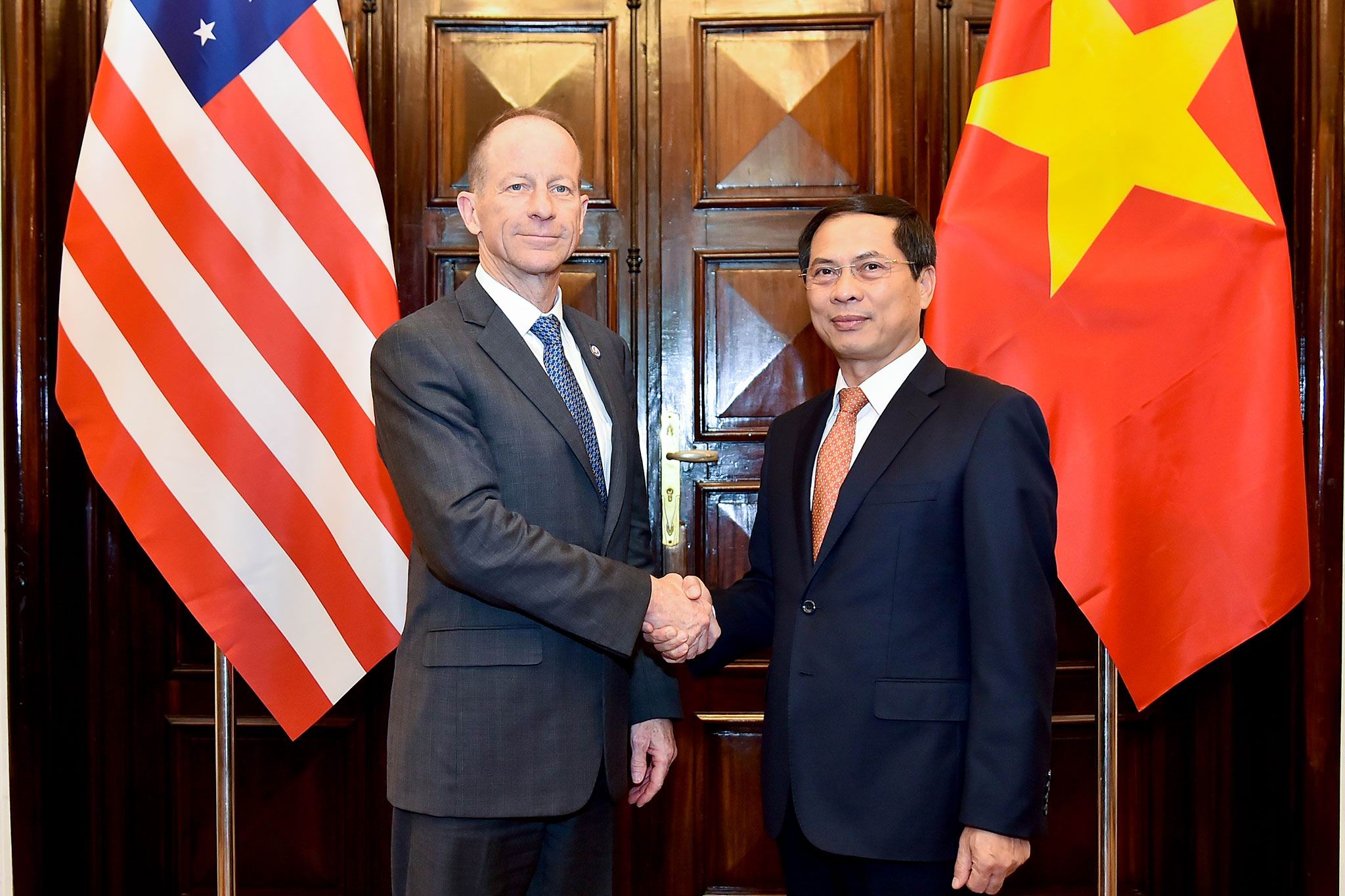 Vietnam, US mark 25th anniversary of diplomatic ties