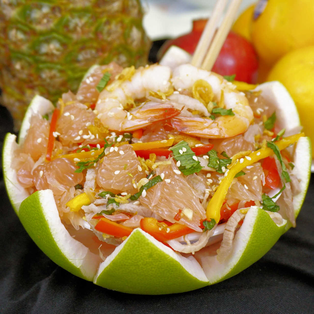 Pomelo with shredded chicken and prawn salad